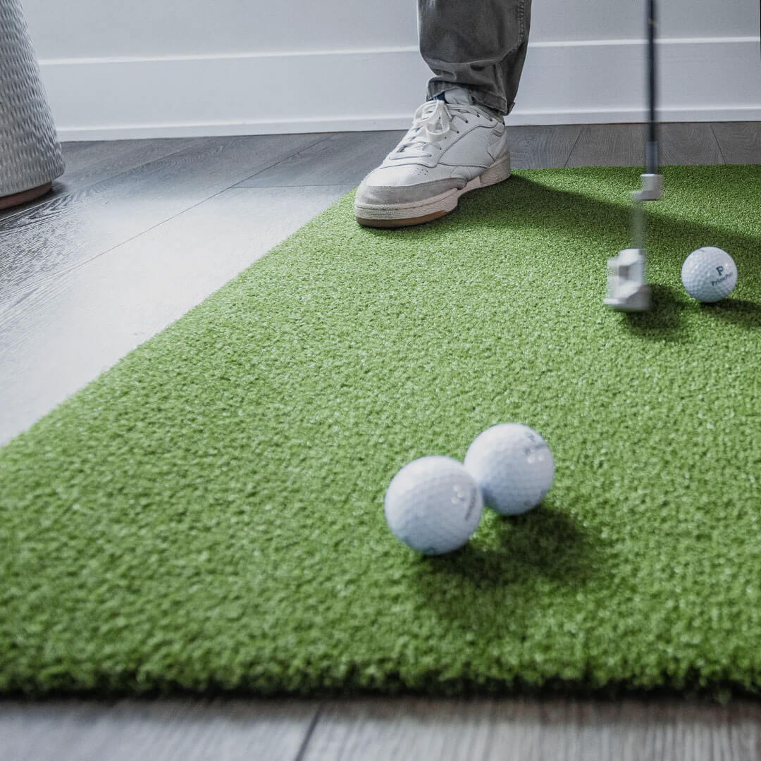 Premium Putting Grass | Turf Ninjas Edmonton